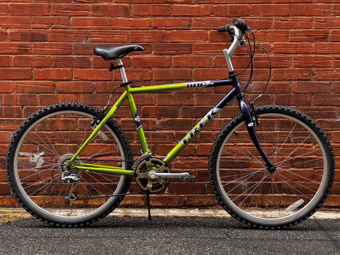Trek 800 Sport 26" Green/Blue 19.5" Frame – FirstFlightBikes